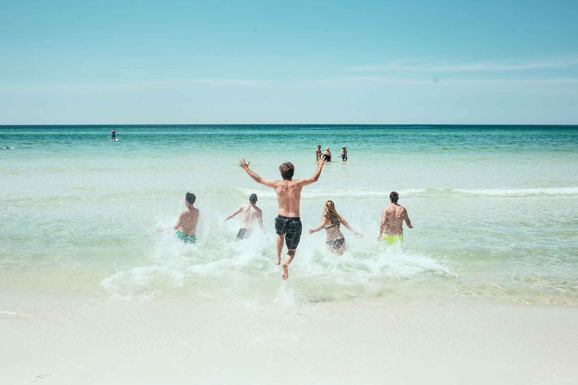 Schulklasse im größten Schwimmbad Nord-Hollands - Klassenfahrt Blog